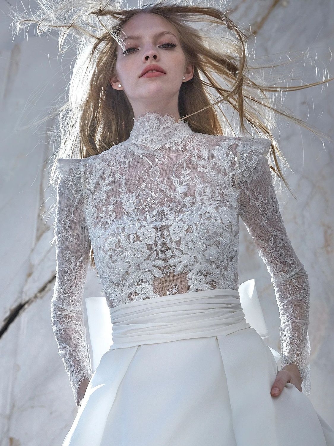 Svatební šaty Atelier Pronovias Fioris